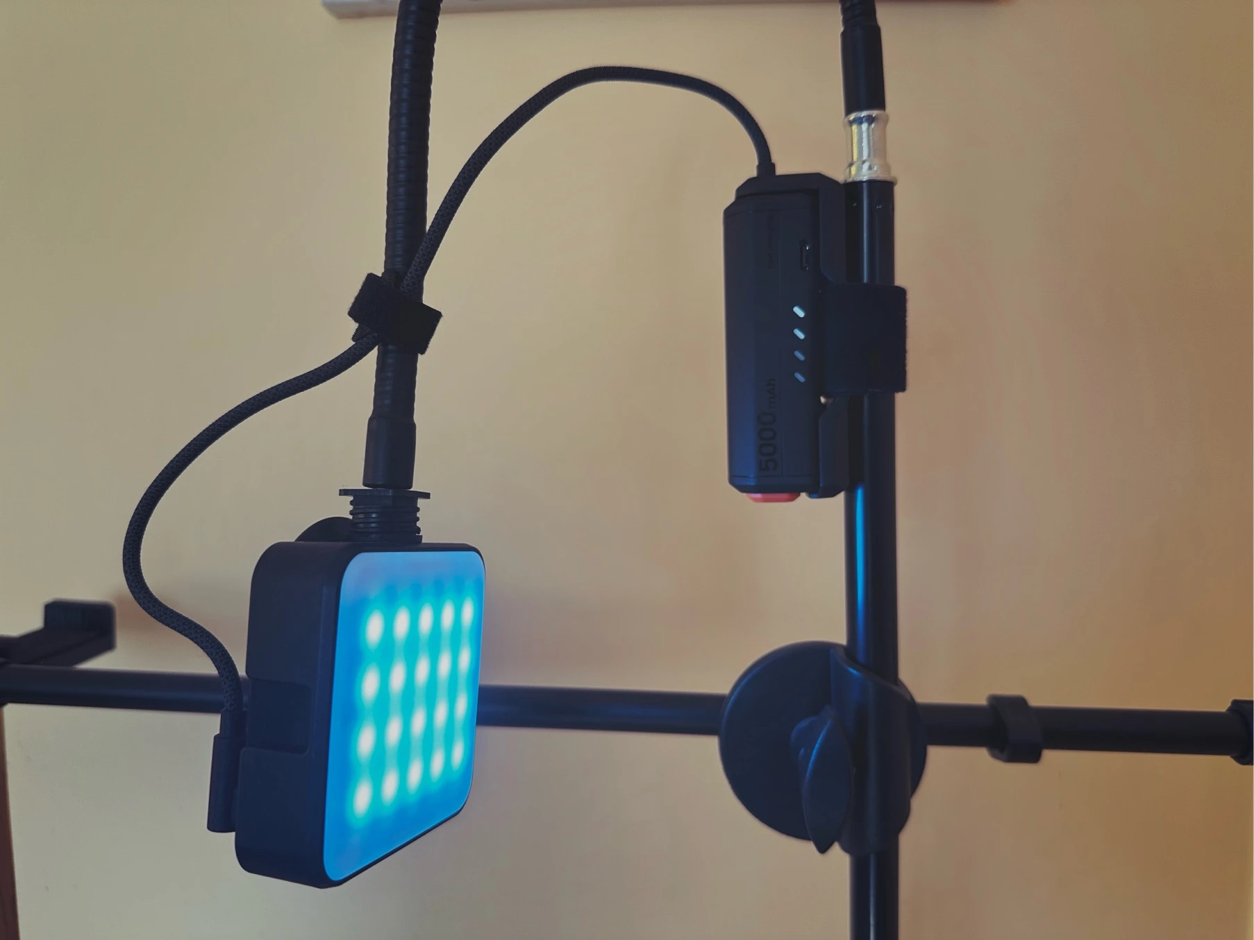 Kiwi P5000 Compact Power Bank Review - Small Batteries, Big VR Freedom ...